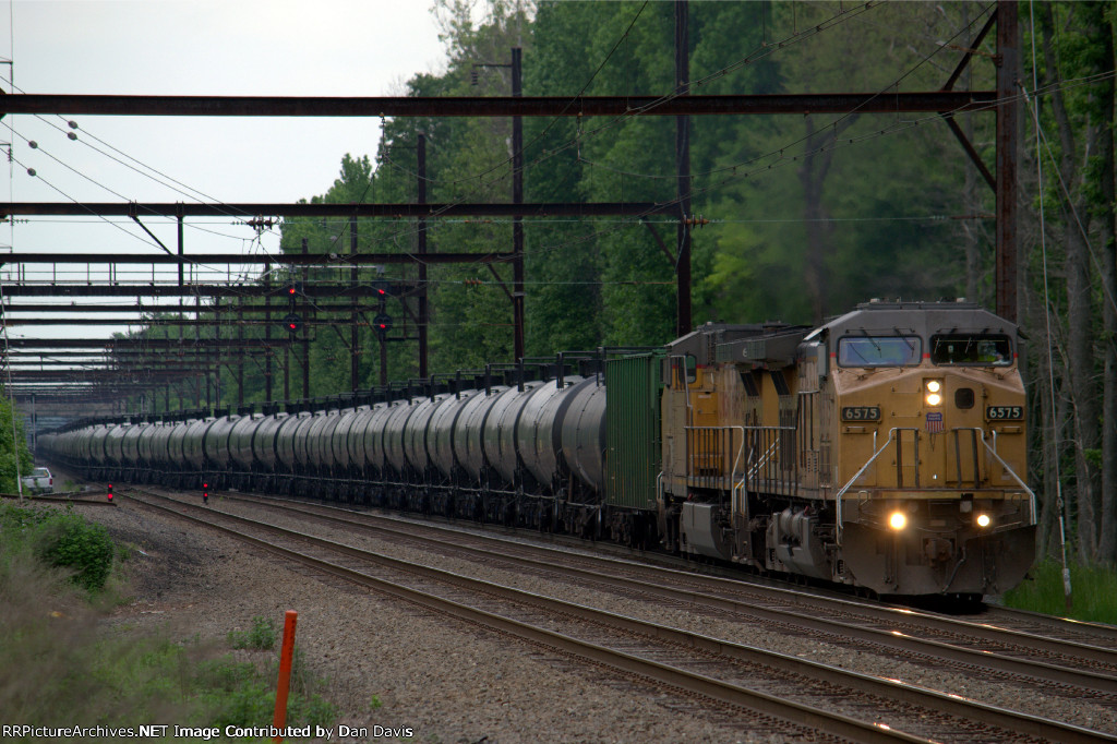 UP C44AC 6575 leads K040